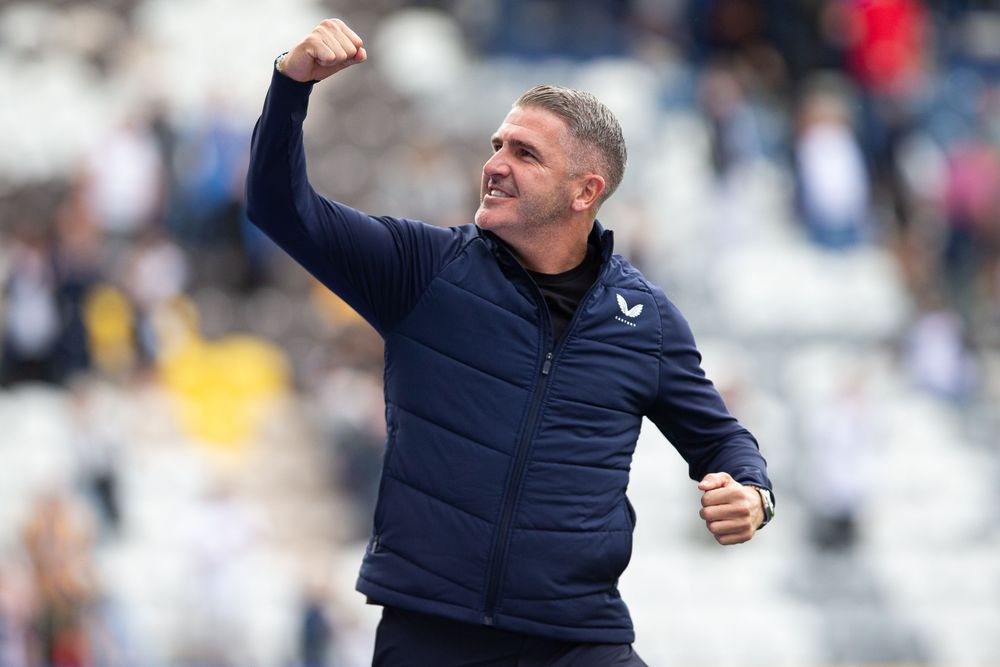 Ryan Lowe reflects on Preston North End’s flying start to the season ...